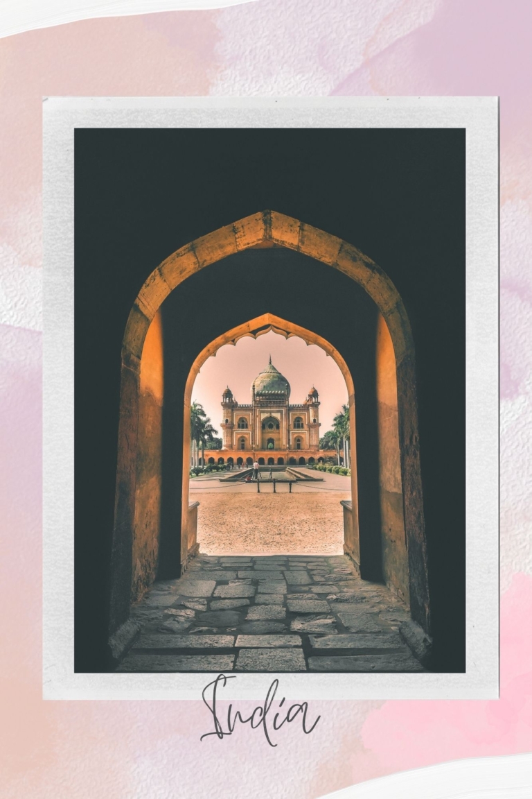 Vibrant Women Homestay | Supportive and Inspiring Stays for Women